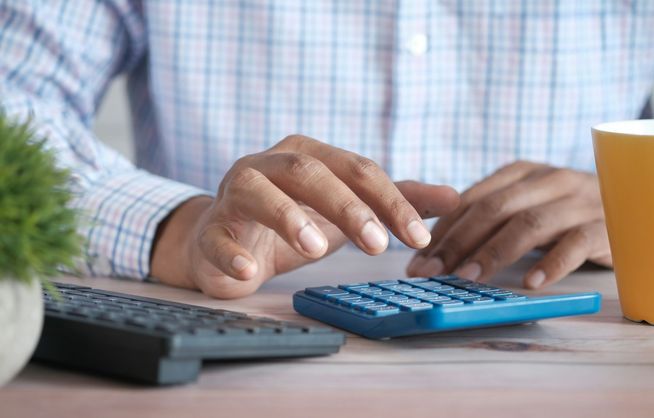 What is Unique Entity Number (UEN) in Singapore